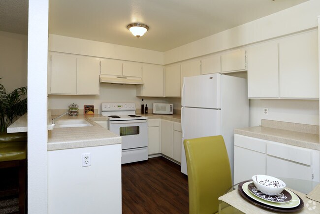 Arlanza Corporate Housing - Riverside, CA - 10 Rentals | Apartments.com