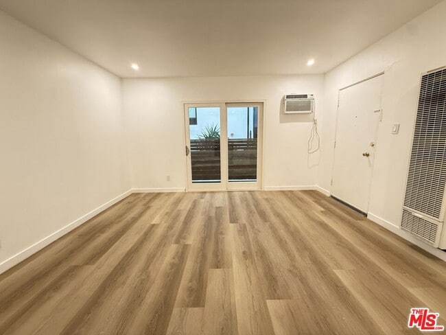 1333 N Fuller Ave Unit 1, Los Angeles, CA 90046 - Room for Rent in Los ...