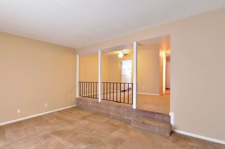 Carriage House Apartments - 601 W Wenger Rd Englewood, OH 45322 ...