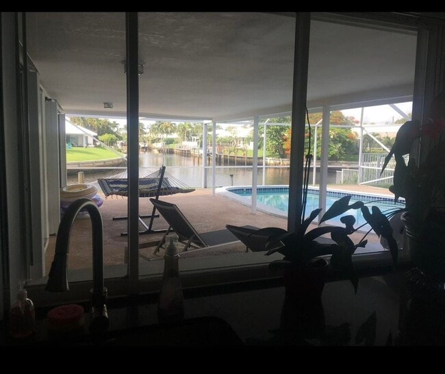 772 Apple Tree Ln House | Florida Atlantic University | Off-Campus ...