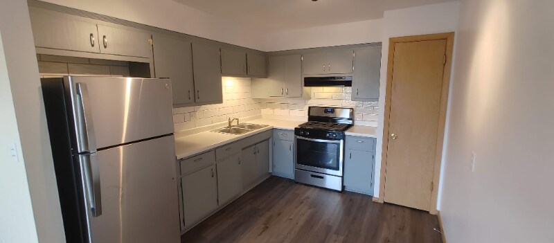 3006 N 124th St Unit 8, Wauwatosa, WI 53222 | Apartments.com