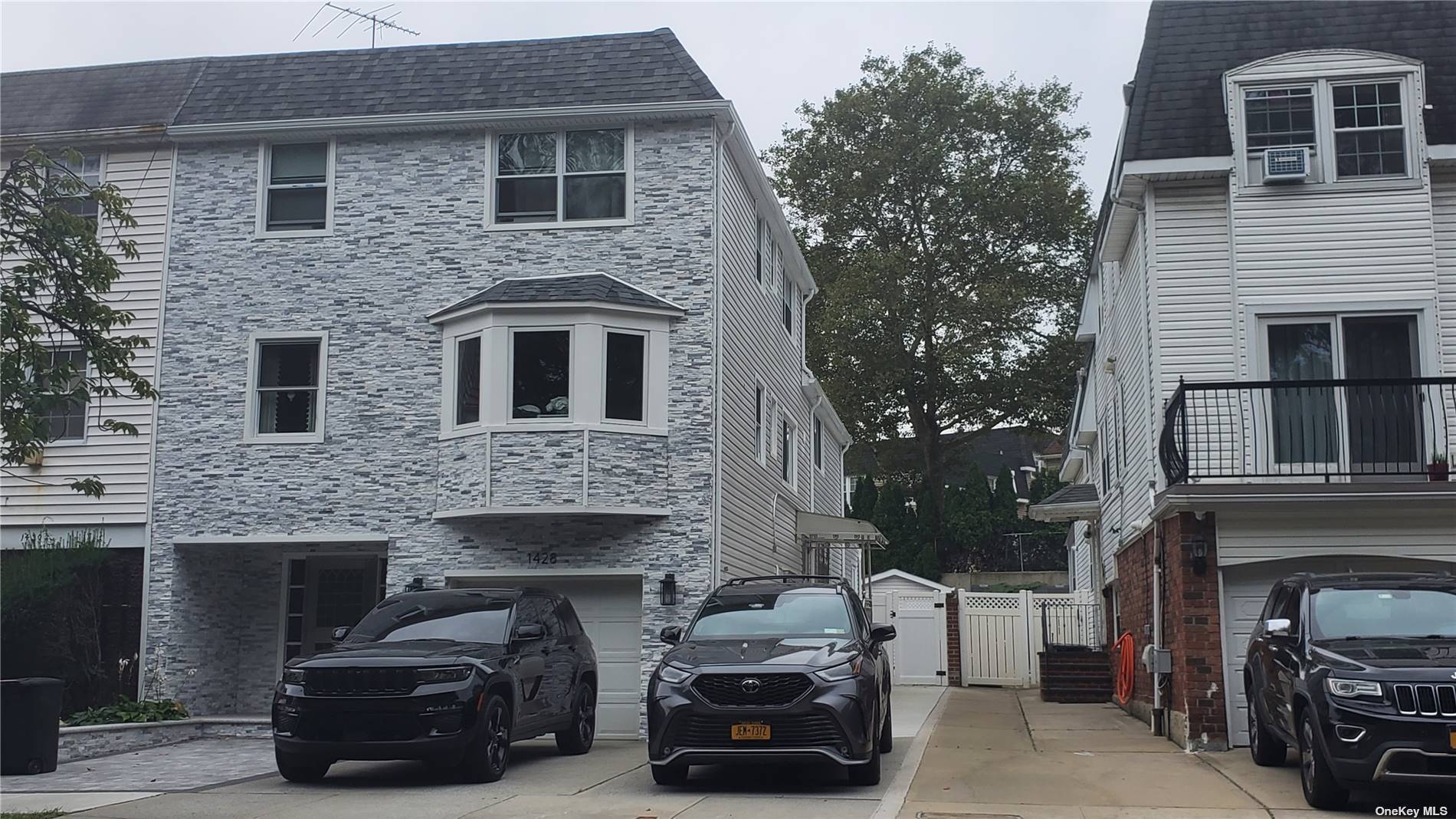 14-28-28 Waters Edge Dr, Queens, NY 11360 - Townhome Rentals in Queens ...
