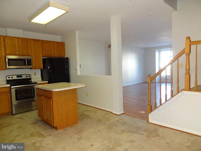 2519 Dog Leg Ct, Crofton, MD 21114 - Townhome Rentals in Crofton MD ...