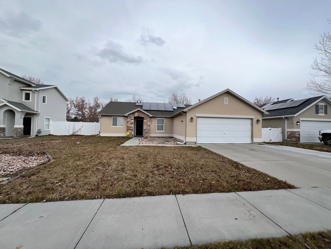 281 Calais Ln, Erda, UT 84074 - House Rental in Erda, UT | Apartments.com