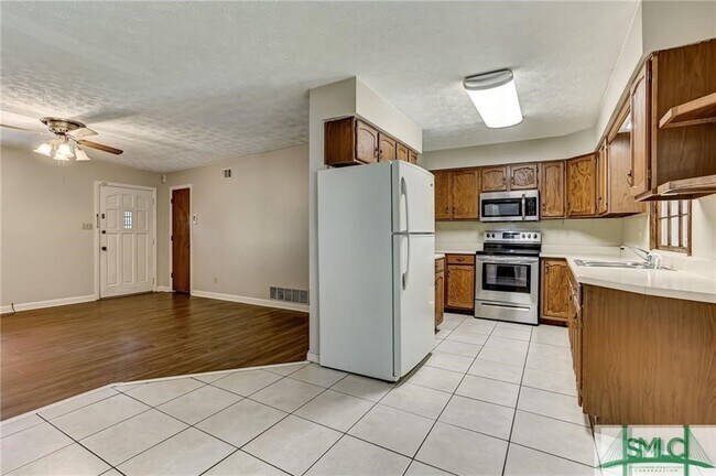 511 Dyches Dr, Savannah, GA 31406 - House Rental in Savannah, GA ...
