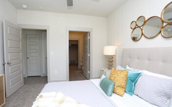 Everly Apartments Rentals - Houston, TX | Apartments.com