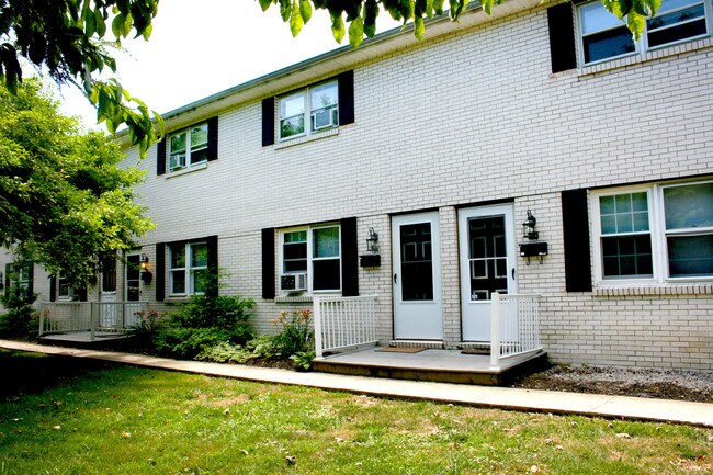 Maple by Traverse Commons Townhomes for Rent - Indiana, PA | Apartments.com