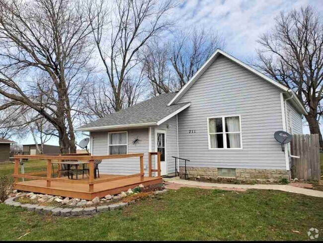 Apartments for Rent with a Swimming Pool in Fenton IA