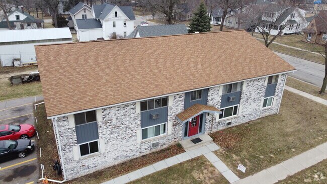 2 Bedroom Apartments for Rent in Wisconsin Dells WI - 7 Rentals ...