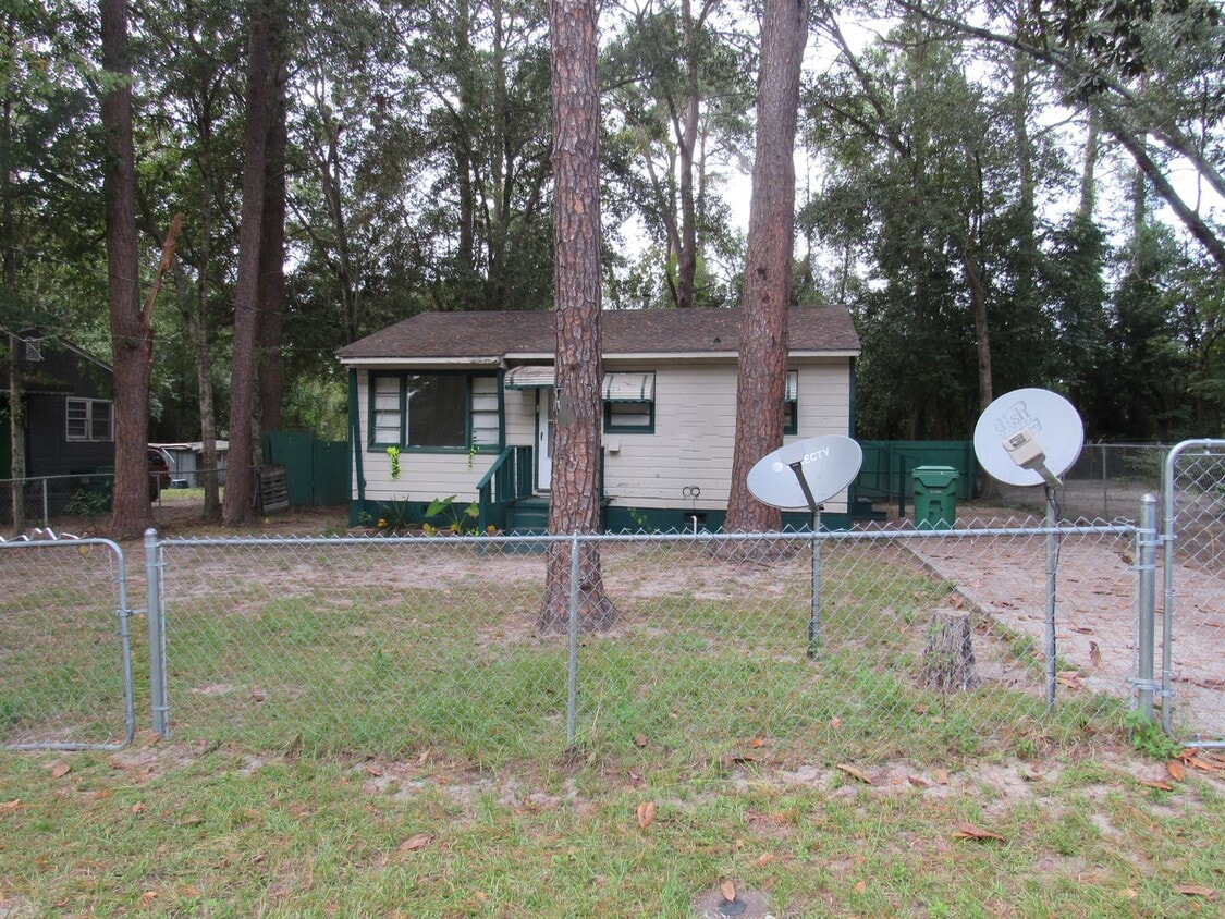 618 E Brookwood Dr, Valdosta, GA 31601 - House Rental in Valdosta, GA | Apartments.com