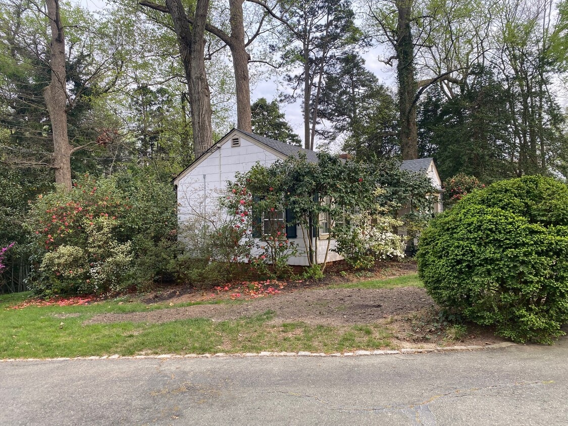 8739 Riverside Dr, Richmond, VA 23235 - House Rental in Richmond, VA ...