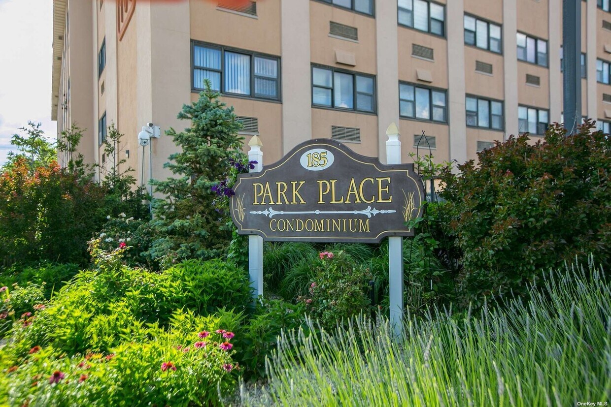 185 W Park Ave Unit 117, Long Beach, NY 11561 - Room for Rent in Long ...