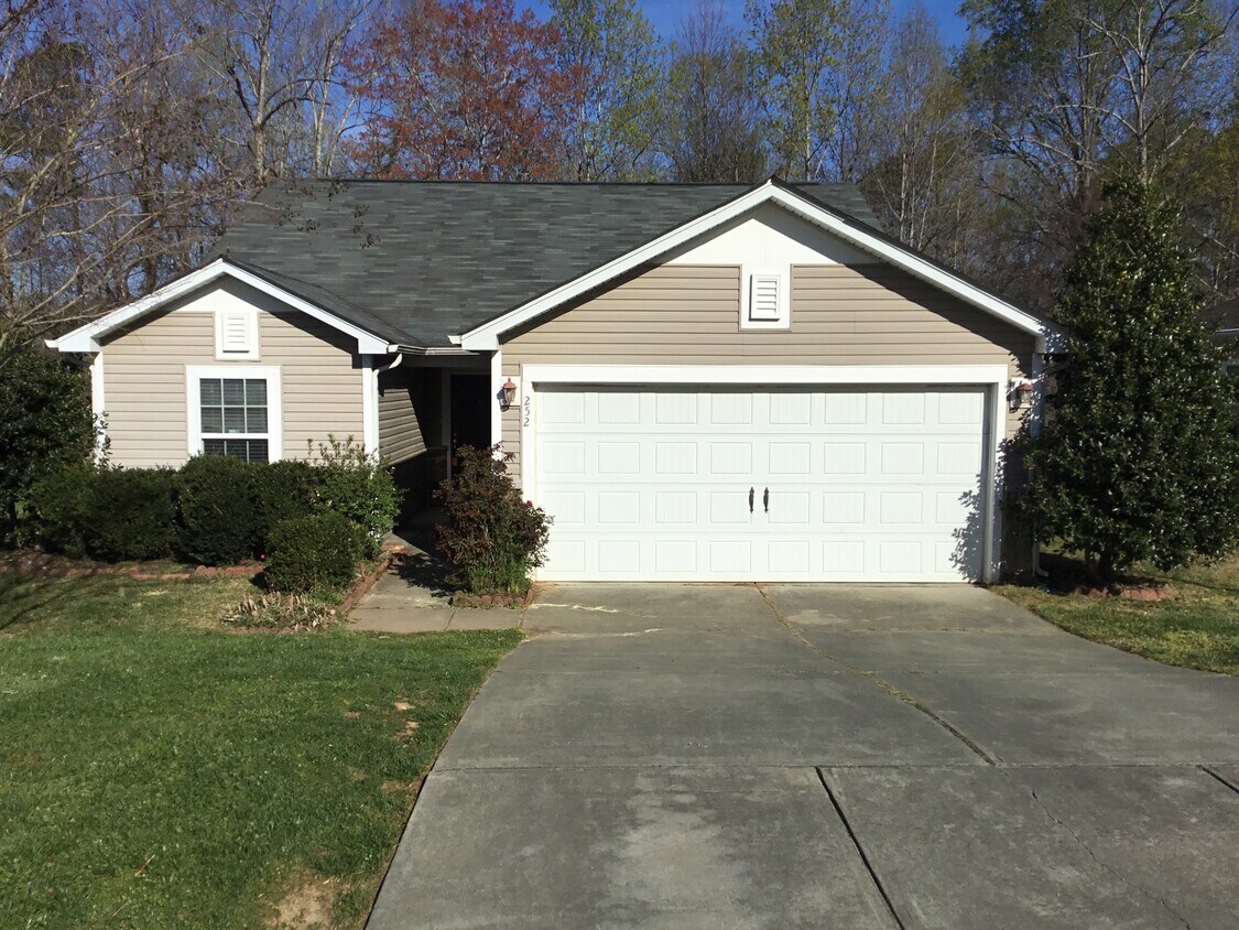 252 Rowan Dr, Clayton, NC 27520 | Apartments.com