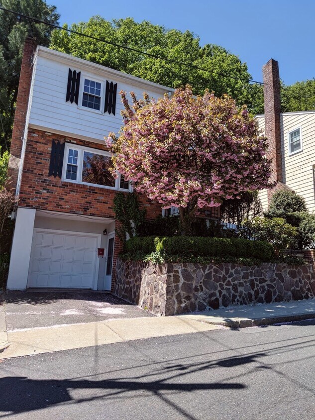 97 Langley Rd, Boston, MA 02135 - House Rental in Boston, MA ...