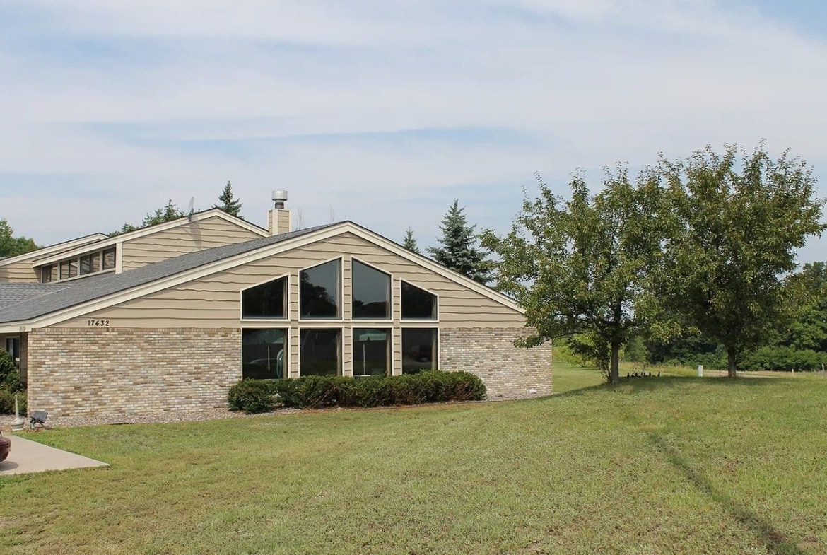 Elk River Lodge and Apartments - 17432 Zane St Nw Elk River, MN 55330 ...