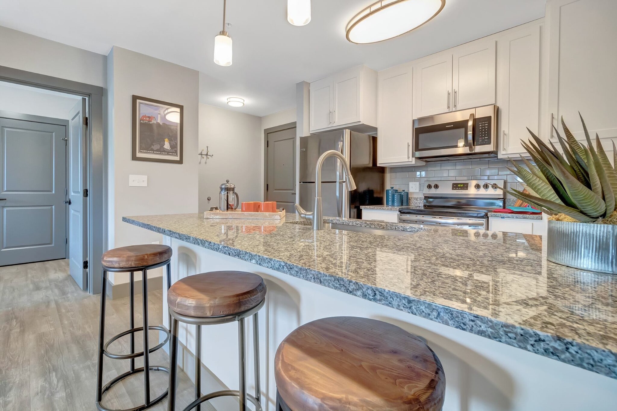 Latitude at South Portland - 350 Clark's Pond Pky Portland, ME 04106 ...