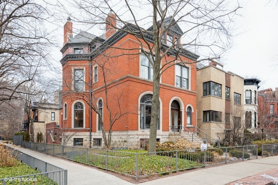 2307 N Cleveland Ave Unit 2307, Chicago, IL 60614 - Room for Rent in ...