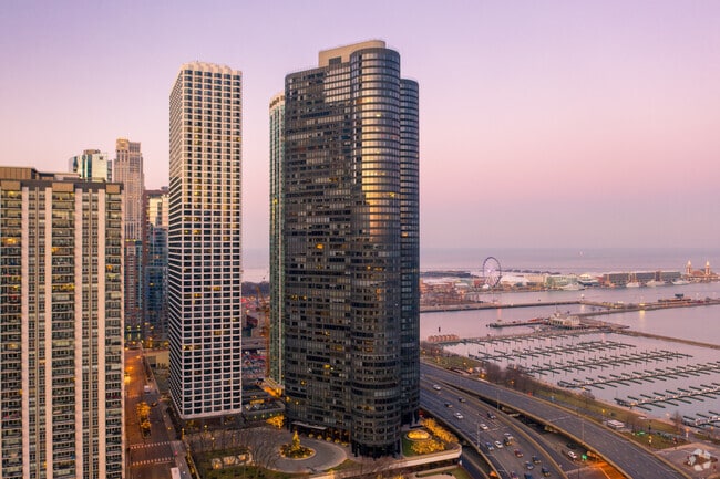 Harbor Point Tower Apartments - Chicago, IL | Apartments.com