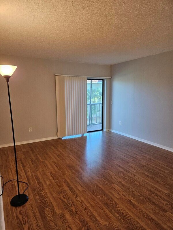 12481 McGregor Blvd Unit #16, Fort Myers, FL 33919 - Condo for Rent in ...