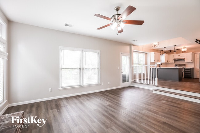 11637 Cody St, Overland Park, KS 66210 | Apartments.com