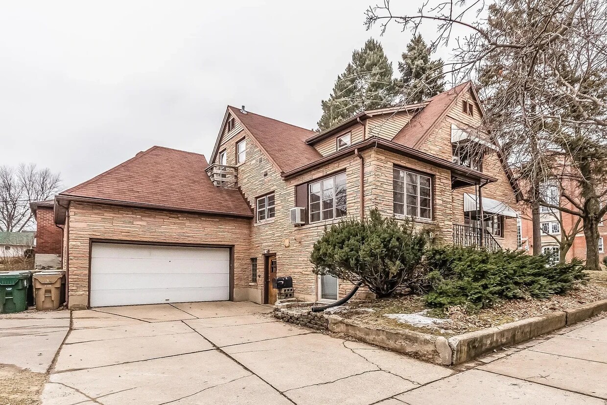 302 S Brooks St, Madison, WI 53715 - Townhome Rentals in Madison WI ...