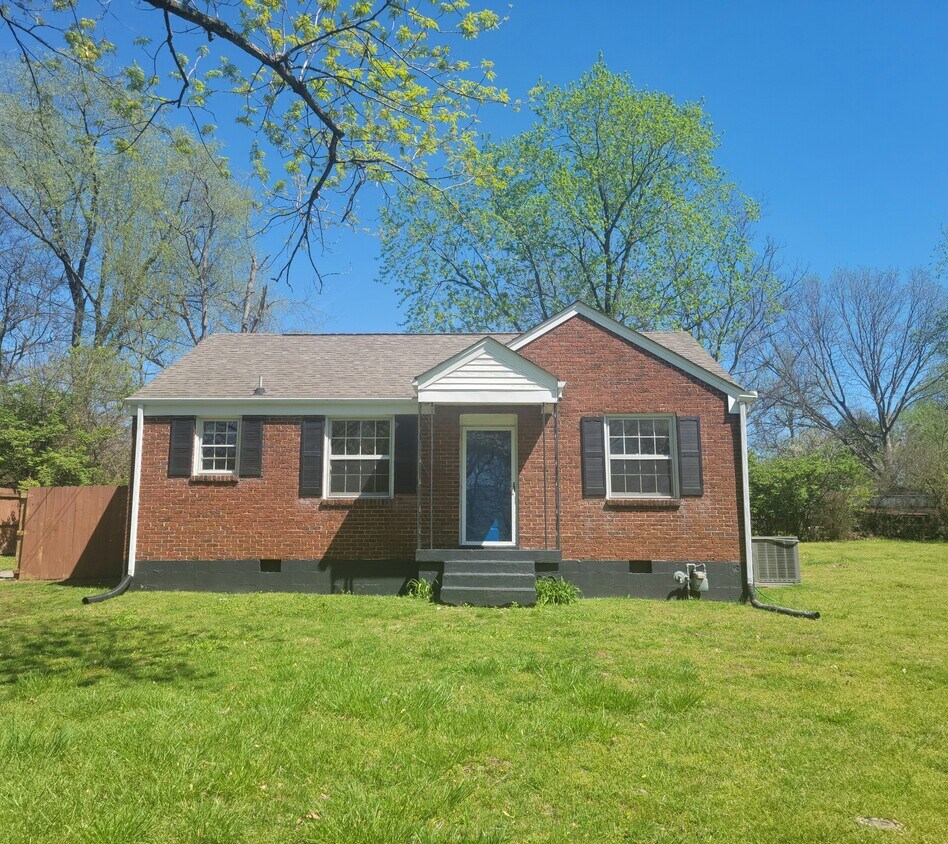 2221 Pinewood Rd, Nashville, TN 37216 - House Rental in Nashville, TN ...