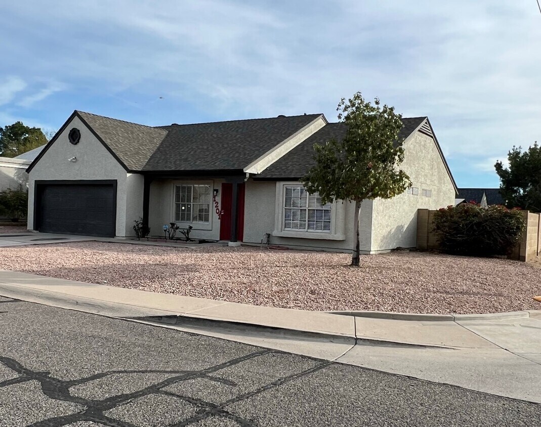 1201 E Marco Polo Rd, Phoenix, AZ 85024 - House Rental in Phoenix, AZ ...