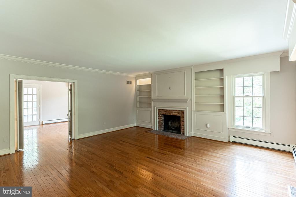 11635 Blue Ridge Ln, Great Falls, VA 22066 - House Rental in Great ...