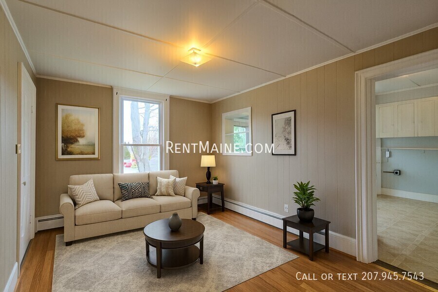 17 Boutelle Ave Unit 3, Waterville, ME 04901 - Room for Rent in ...