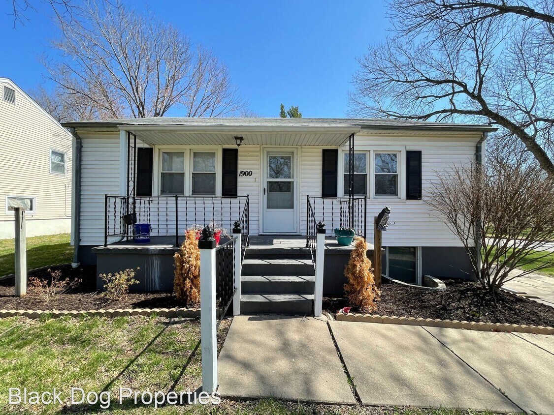 1900 Beck St, Manhattan, KS 66502 - House Rental in Manhattan, KS ...