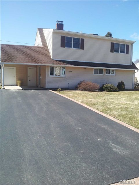 46 Apollo Ln, Hicksville, NY 11801 - House Rental in Hicksville, NY ...