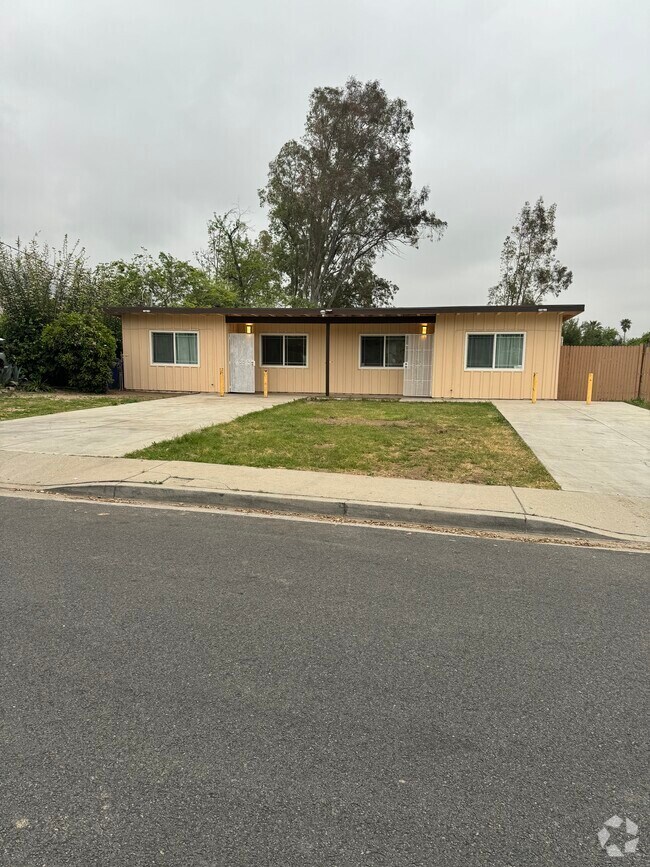 Short Term Apartments For Rent in Arrowhead Farms CA