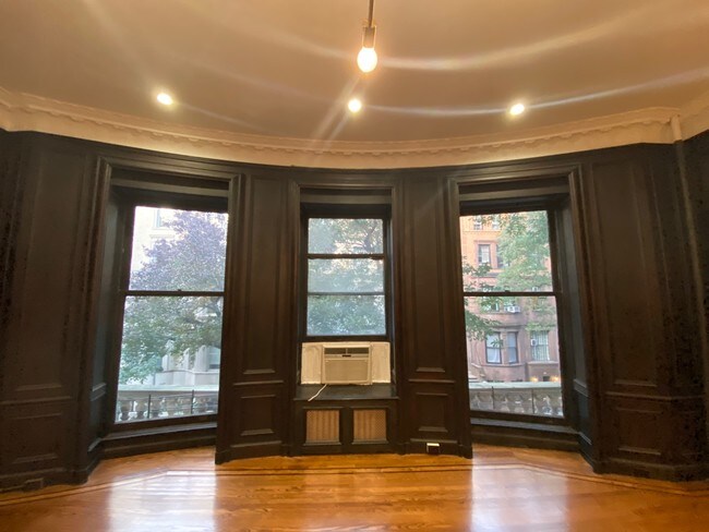 24 W 76th St Unit FR 2, New York, NY 10023 - Condo for Rent in New York ...