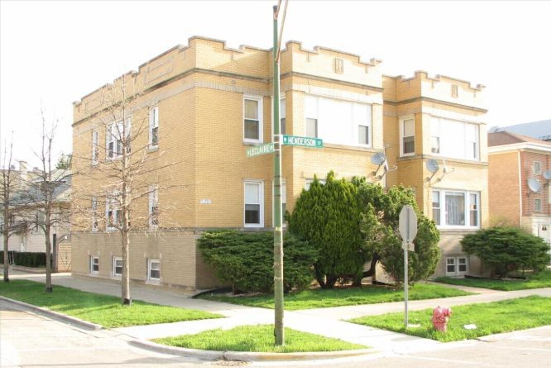 5056 W Henderson St, Chicago, IL 60641 - House Rental in Chicago, IL ...
