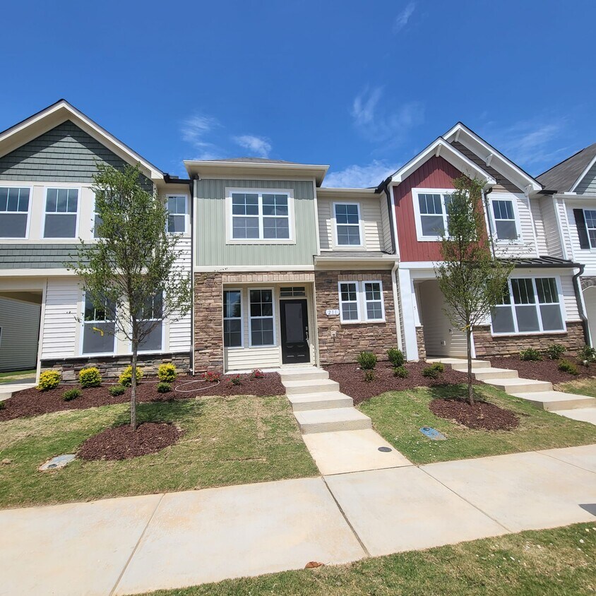 211 Channel Drop Dr, Clayton, NC 27520 - Townhome Rentals in Clayton NC | Apartments.com