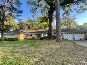 Monrovia Place Apartments for Rent with Washer & Dryer - Shreveport, LA ...