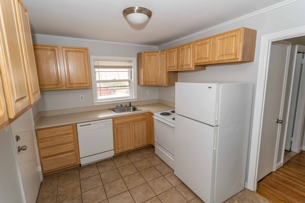 18 Vera St Unit 2, West Hartford, CT 06119 - 18 Vera St West Hartford ...