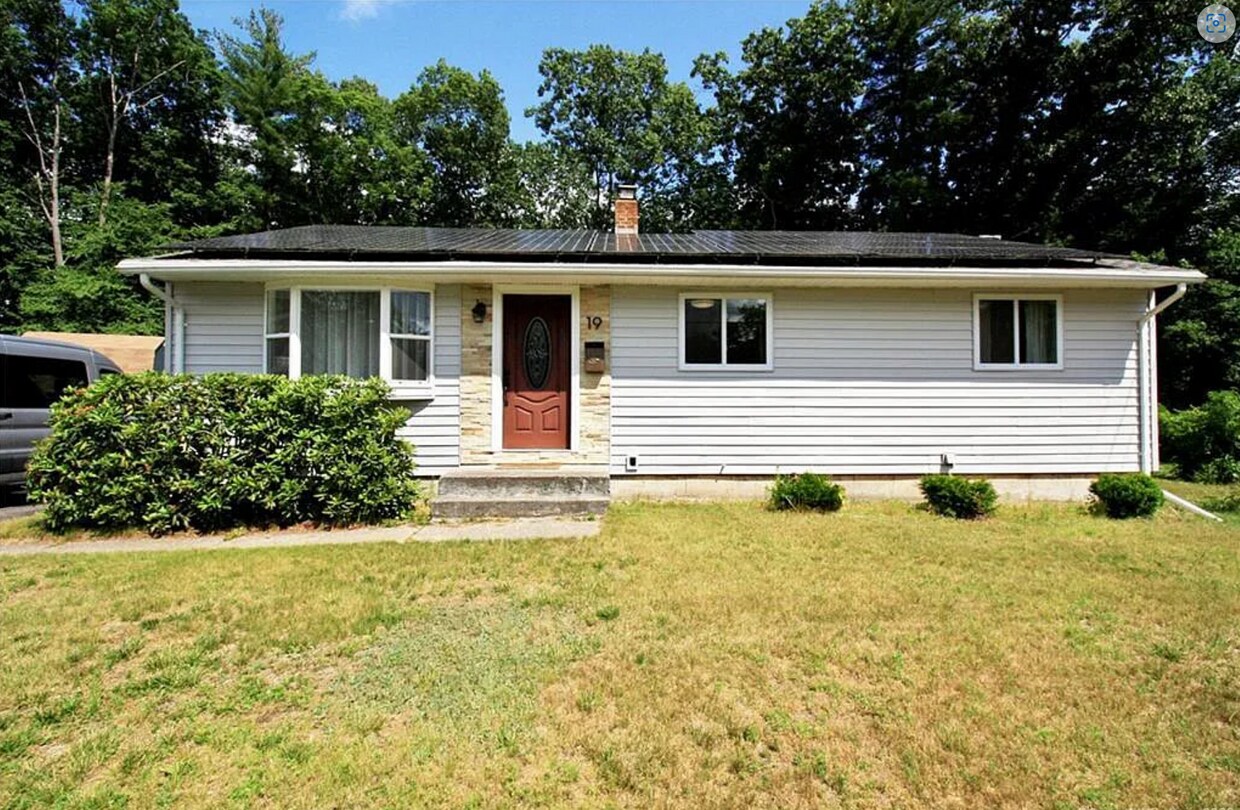19 Pomeroy Rd, Enfield, CT 06082 - House Rental in Enfield, CT ...