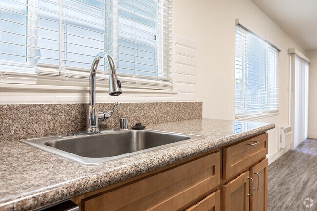 Spring Ridge Apartments - Apartments in Hayward, CA | Apartments.com