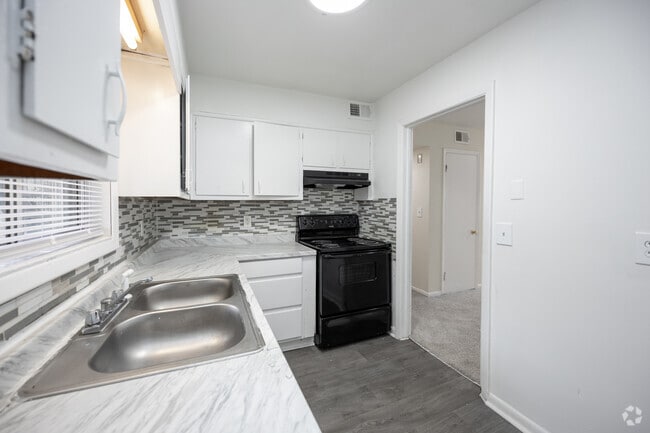 Great Lakes Apartments for Rent with a Garage - Decatur, GA - Updated ...