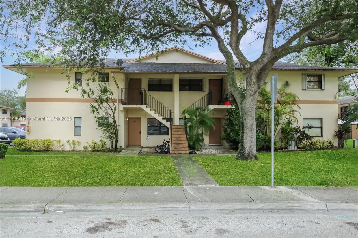 12955 SW 66th Ln Unit 212-2, Miami, FL 33183 - Condo for Rent in Miami ...