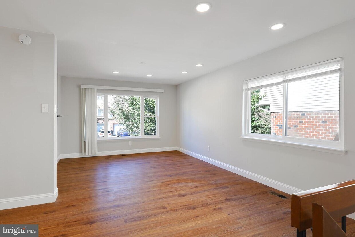 9331 Neil Rd, Philadelphia, PA 19115 - House Rental in Philadelphia, PA ...