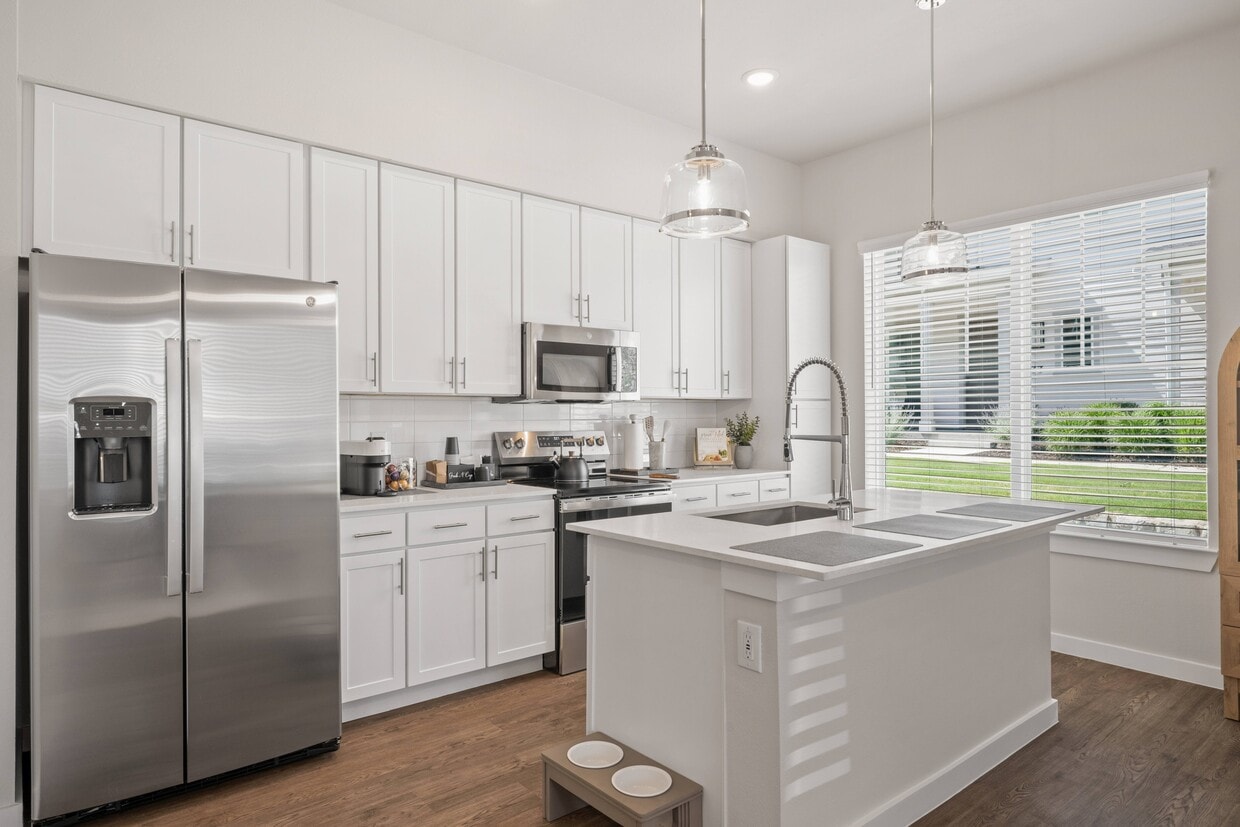 Avendale Painted Tree Townhomes for Rent - Mckinney, TX | Apartments.com