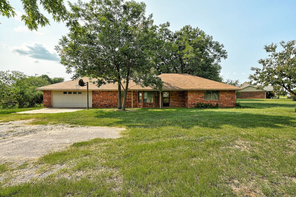 1100 W Simpson Rd, Edmond, OK 73034 - House Rental in Edmond, OK ...