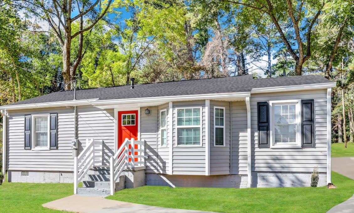 4262 Lindsey Dr, Decatur, GA 30035 | Apartments.com