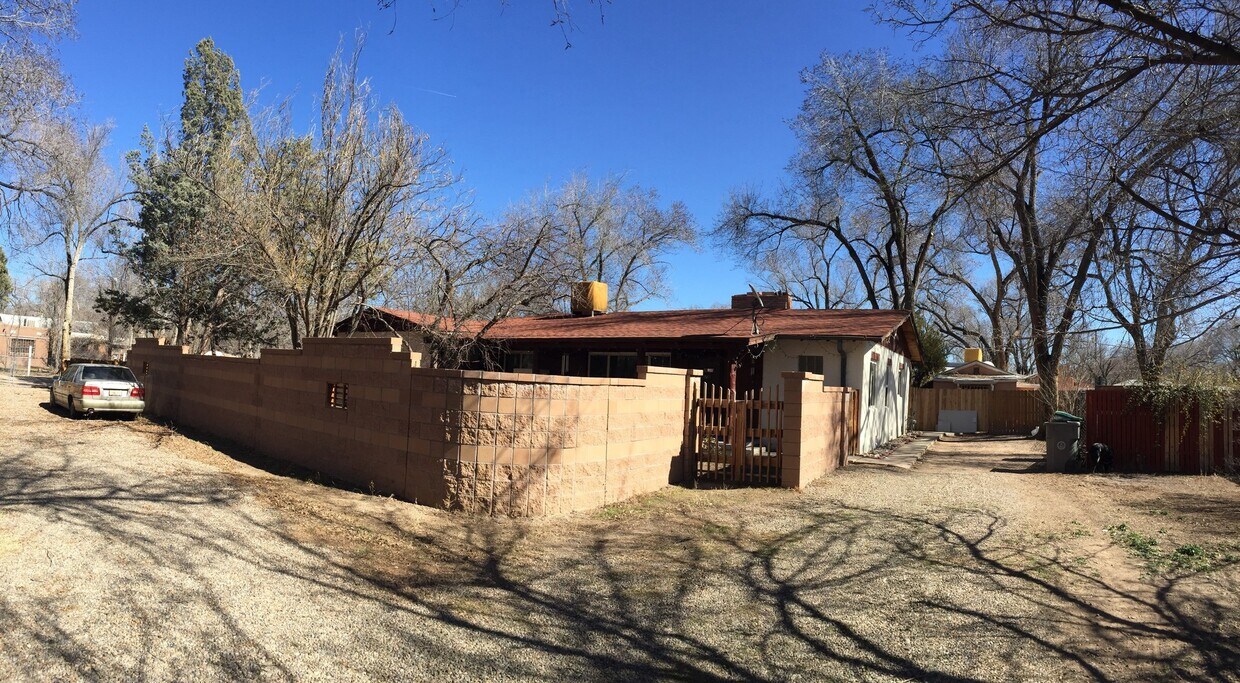 1218 Lopez Rd SW, Albuquerque, NM 87105 - House Rental in Albuquerque ...