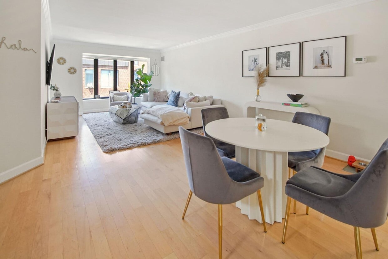 1080 Wisconsin Ave NW, Washington, DC 20007 - House Rental in ...