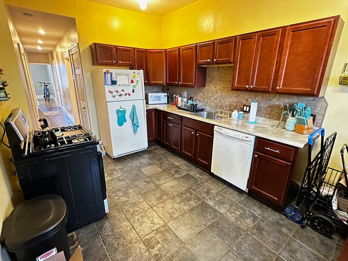 310 Centre St Unit #1, Boston, MA 02130 - Condo for Rent in Boston, MA ...
