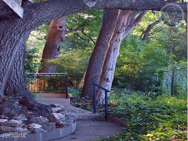 1330 Winding Brook Ln, Dallas, TX 75208 - Condo for Rent in Dallas, TX ...