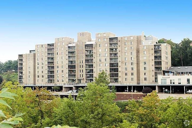 Foxwood Apartments for Rent - Pittsburgh, PA - Updated Today ...